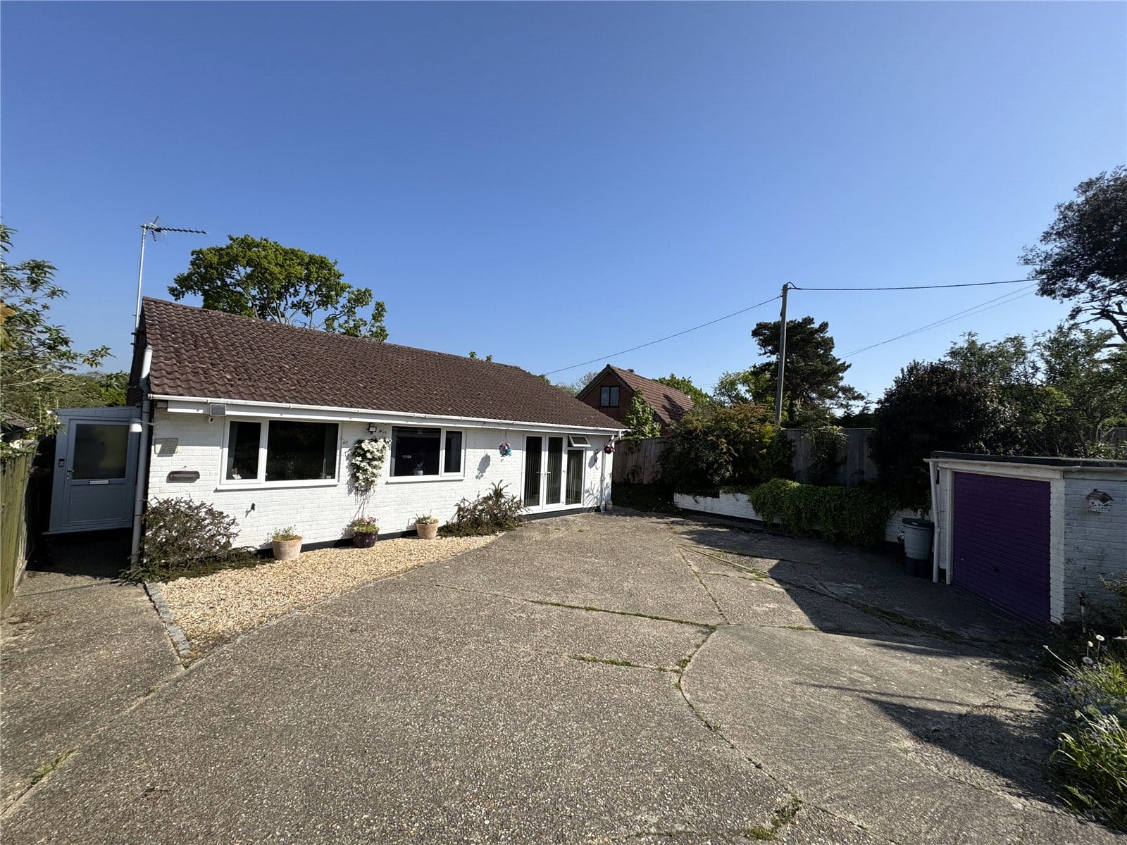 2 bed bungalow for sale in Ashley Lane, New Milton, Hampshire, BH25 5AQ ...